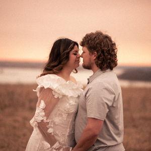 Janet Rocha and Gaige Severns's Wedding Registry on Zola