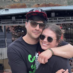 Amber Hollenbeck and Jarrad Sanchez's Wedding Registry on Zola
