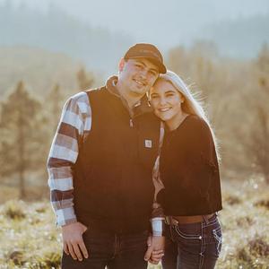 Jaylen Towne and Garrett Foster's Wedding Registry on Zola