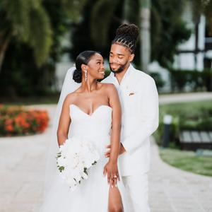Randi Wilson and Jehuti Willis's Wedding Registry on Zola