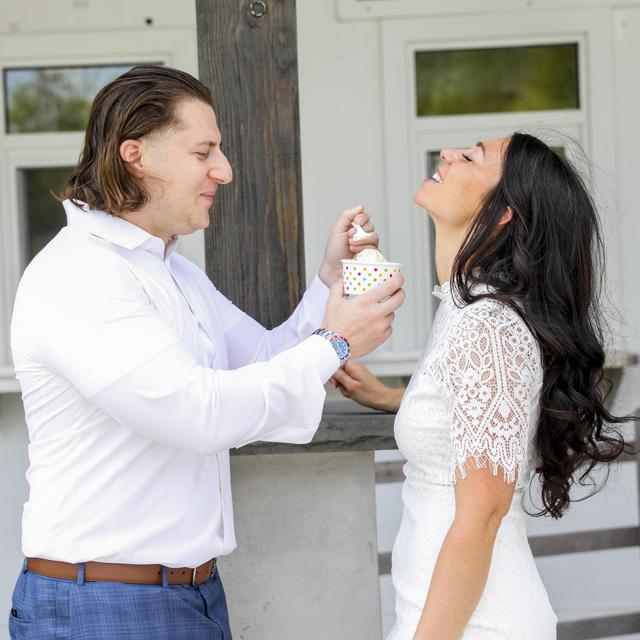 Jessica Prinzi and Jesse Marino's Wedding Registry on Zola