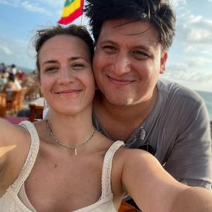 Jillian Reid and Julio Almeyda's Wedding Registry on Zola