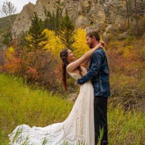 Jonathan O'Connell and Megan Falk's Wedding Registry on Zola