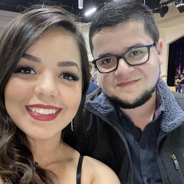 Jose Lozano and Jeanette Torres's Wedding Registry on Zola