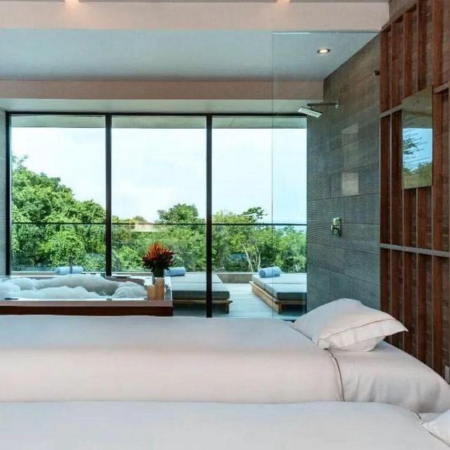 Juanita Prieto and Corey Goldstein's Wedding Registry on Zola