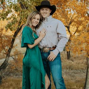 Julia Hudson and Luke Murnane's Wedding Registry on Zola