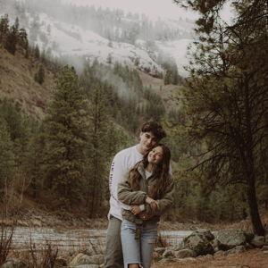 Victoria Rowley and Kade Mitchell's Wedding Registry on Zola