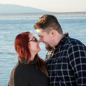 Katie Roeder and Aaron Thompson's Wedding Registry on Zola