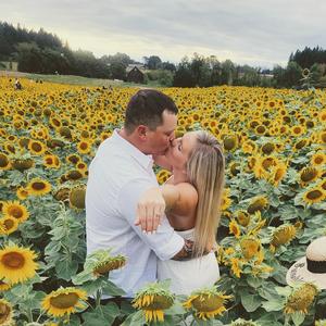 Katie Engstrom and Dustin Byle's Wedding Registry on Zola