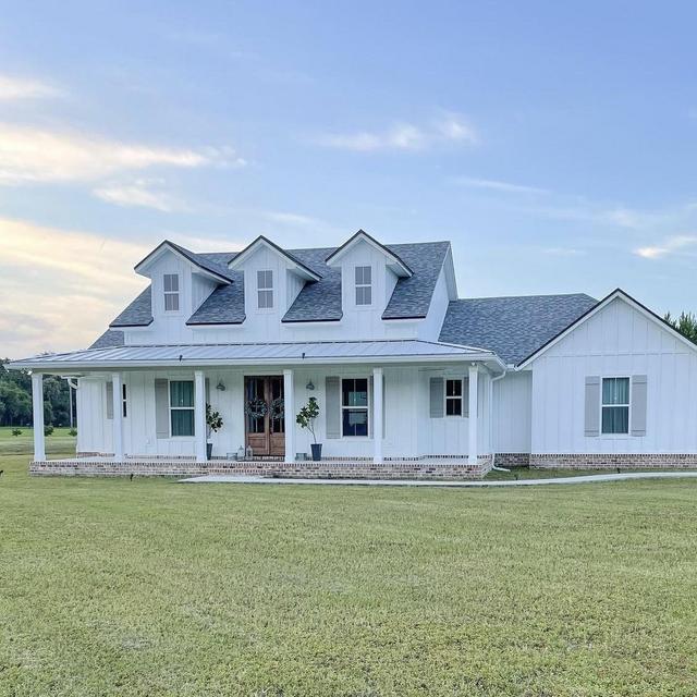 Kennedy Sewell and Russell Vint's Wedding Registry on Zola