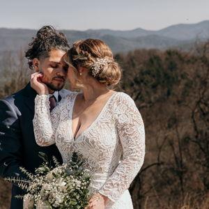 Kimberly Pezza and Anthony Ybarra's Wedding Registry on Zola