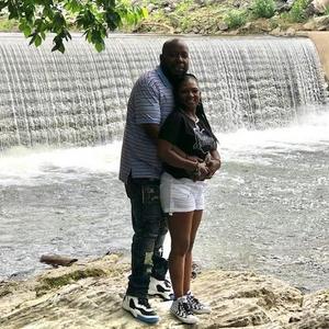 Kimberly Shipp and Alfonzo Isom's Wedding Registry on Zola