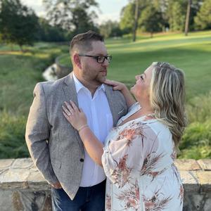 Kristen Markle and Nick DeMatteo's Wedding Registry on Zola