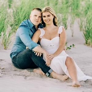 Kristen Bate and William Kitchen's Wedding Registry on Zola