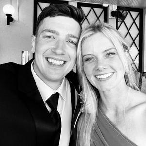 Erika LaPlante and Kyle Burden's Wedding Registry on Zola