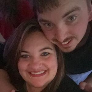 Larissa Jelen and Jordan Carvell's Wedding Registry on Zola