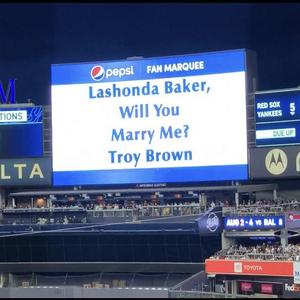 Lashonda Baker and Troy Brown's Wedding Registry on Zola
