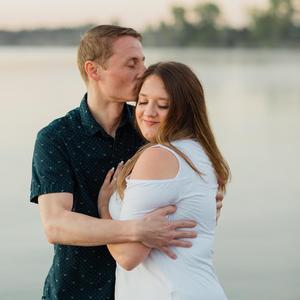 Leighton Fox and Taylor Danison's Wedding Registry on Zola