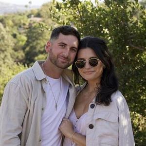 Julia Lesser and Patrick OKeefe's Wedding Registry on Zola