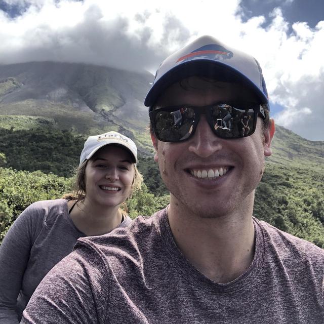 Maddy Barnes and Christian Rautenstrauch's Wedding Registry on Zola