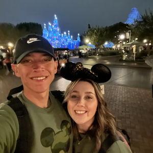 Makayla Magdaleno-White and Jason White's Wedding Registry on Zola