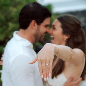 Melissa Messler and Ignacio Cordero's Wedding Registry on Zola
