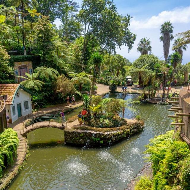 Melissa Nelson and Nick Railsback's Wedding Registry on Zola