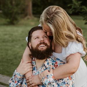 Shannon Mozingo and Hunter Goddard's Wedding Registry on Zola