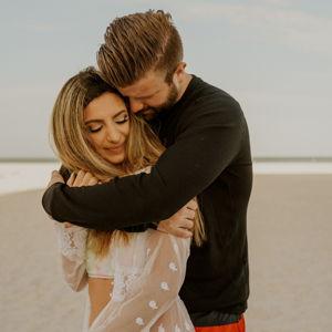 Nare' Novshadian and Jarrett Cochran's Wedding Registry on Zola