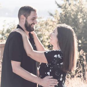 Nicole Neveu and Adam Reil's Wedding Registry on Zola