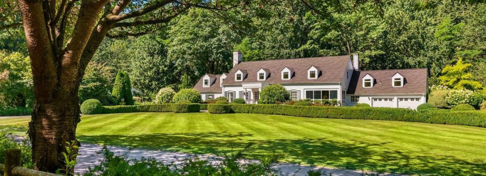 Piari Alam and Pierce Johnson's Wedding Registry on Zola