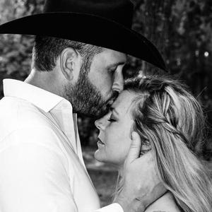 Rachelle Smith and Jesse Jarrell's Wedding Registry on Zola