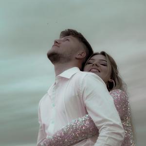 Renae Ford and Joshua Pirtle's Wedding Registry on Zola
