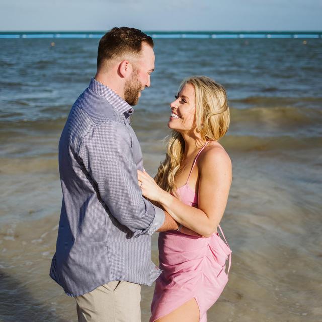 JESSICA MONSON and Cody Riecks's Wedding Registry on Zola