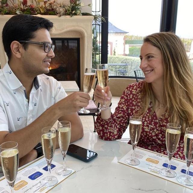 Rohan Merchant and Lisa Barton's Wedding Registry on Zola