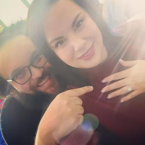 Roseann Vega and Josh Jackson's Wedding Registry on Zola