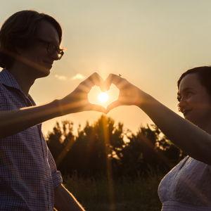 Madeline Crow and Samuel Packard's Wedding Registry on Zola