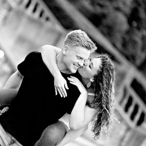 Sarah Marchetti and Sawyer Ezzell's Wedding Registry on Zola