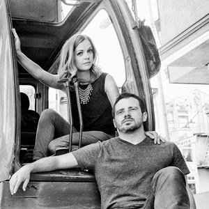 Lauren Scammell and Ross Farris's Wedding Registry on Zola