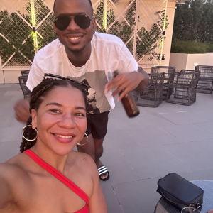 Leon Garbutt and Shari Bowen's Wedding Registry on Zola