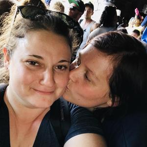 Elizabeth Kalmus and Sheryl Boshoff's Wedding Registry on Zola