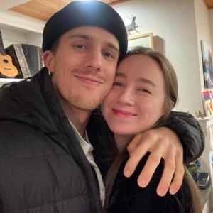 Sierra Kealoha Ching and Simon Masarie Leach's Wedding Registry on Zola