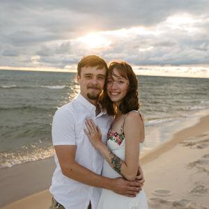 Madeline Tabaczka and Jacob Newsom's Wedding Registry on Zola