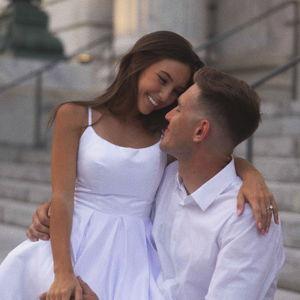 Taylor Compton and Garrett Walsh's Wedding Registry on Zola