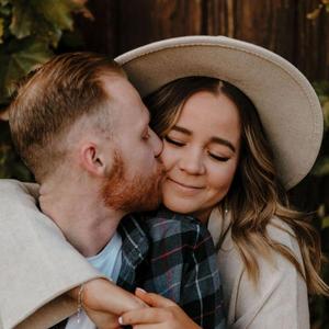 Kathryn Goodwin and Ted Hurst's Wedding Registry on Zola