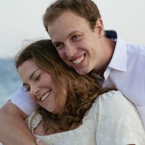 Alexis Hahn and Jonathan Collette's Wedding Registry on Zola