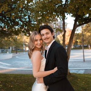 Lauren Bell and Justin Hoskins's Wedding Registry on Zola