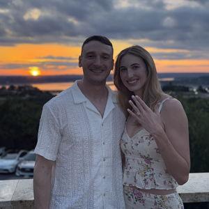 Amy Bilquist and Zach Tucker's Wedding Registry on Zola