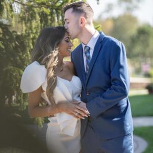 Lindsey Esposito and Timothy Rathbun's Wedding Registry on Zola