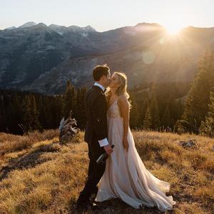 Val Fuller and Jon Jacobs's Wedding Registry on Zola